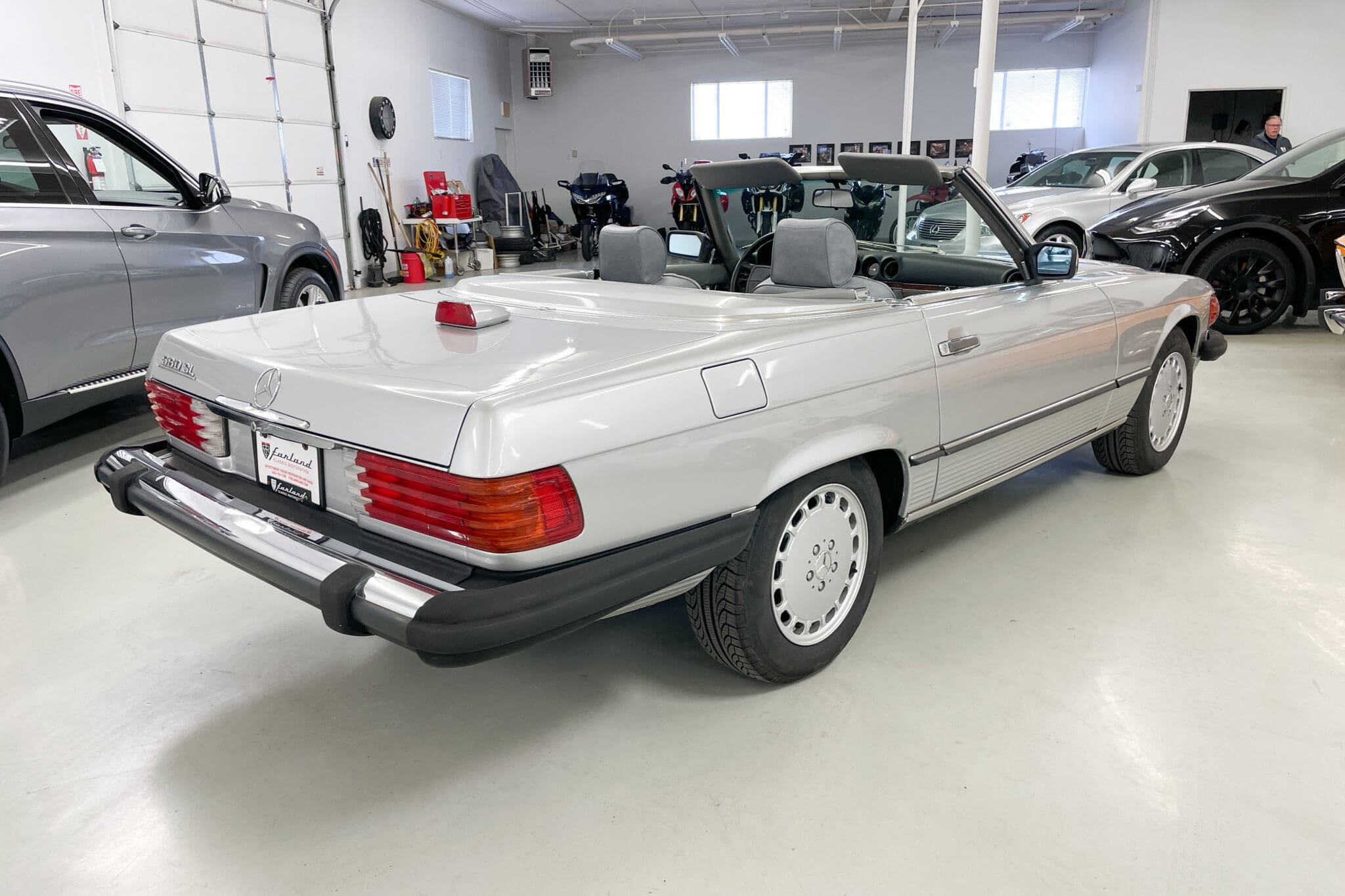 1987 MERCEDES-BENZ 560SL | Farland Classic Restoration