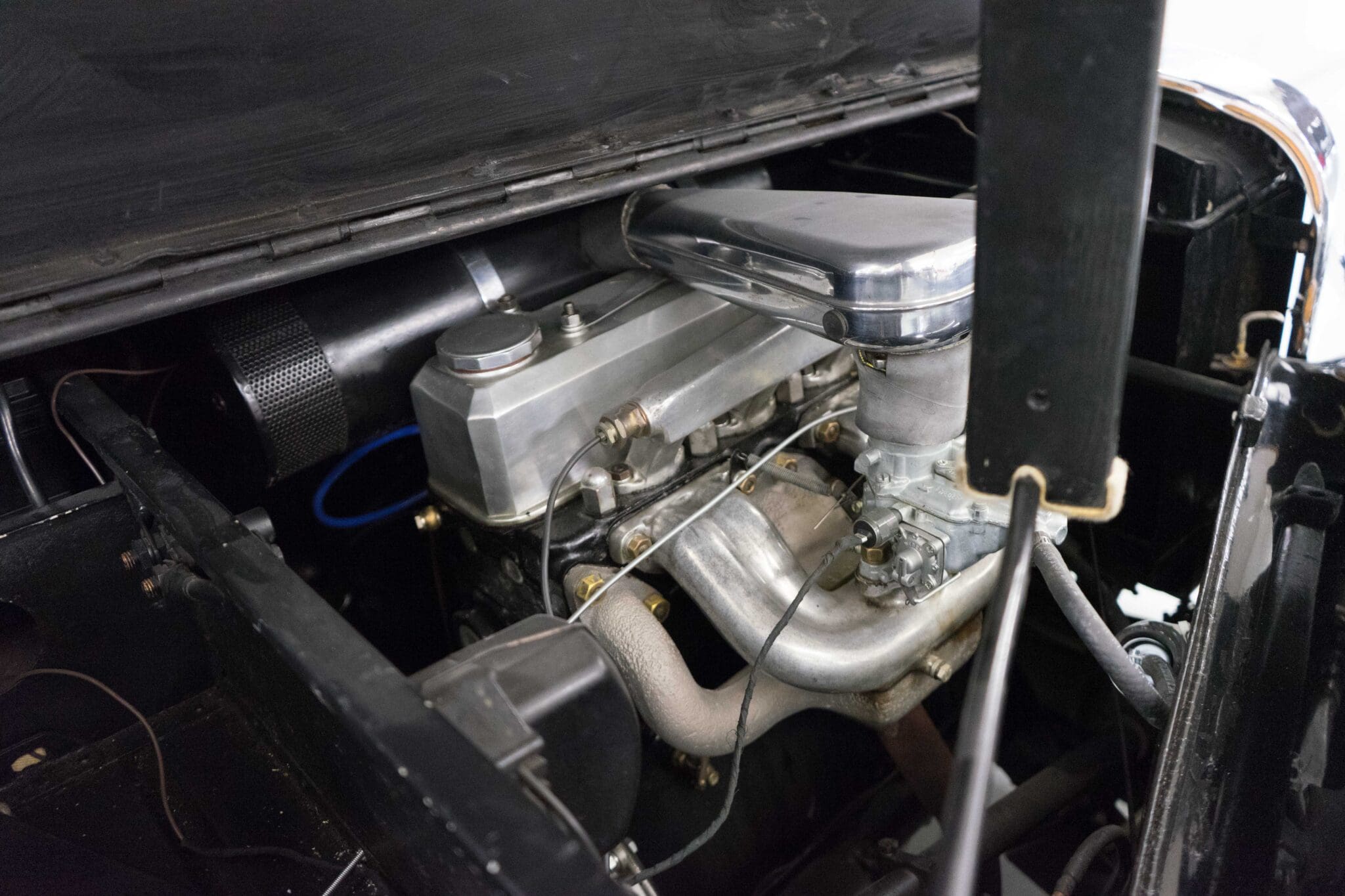 1946 TRIUMPH 1800 | Farland Classic Restoration